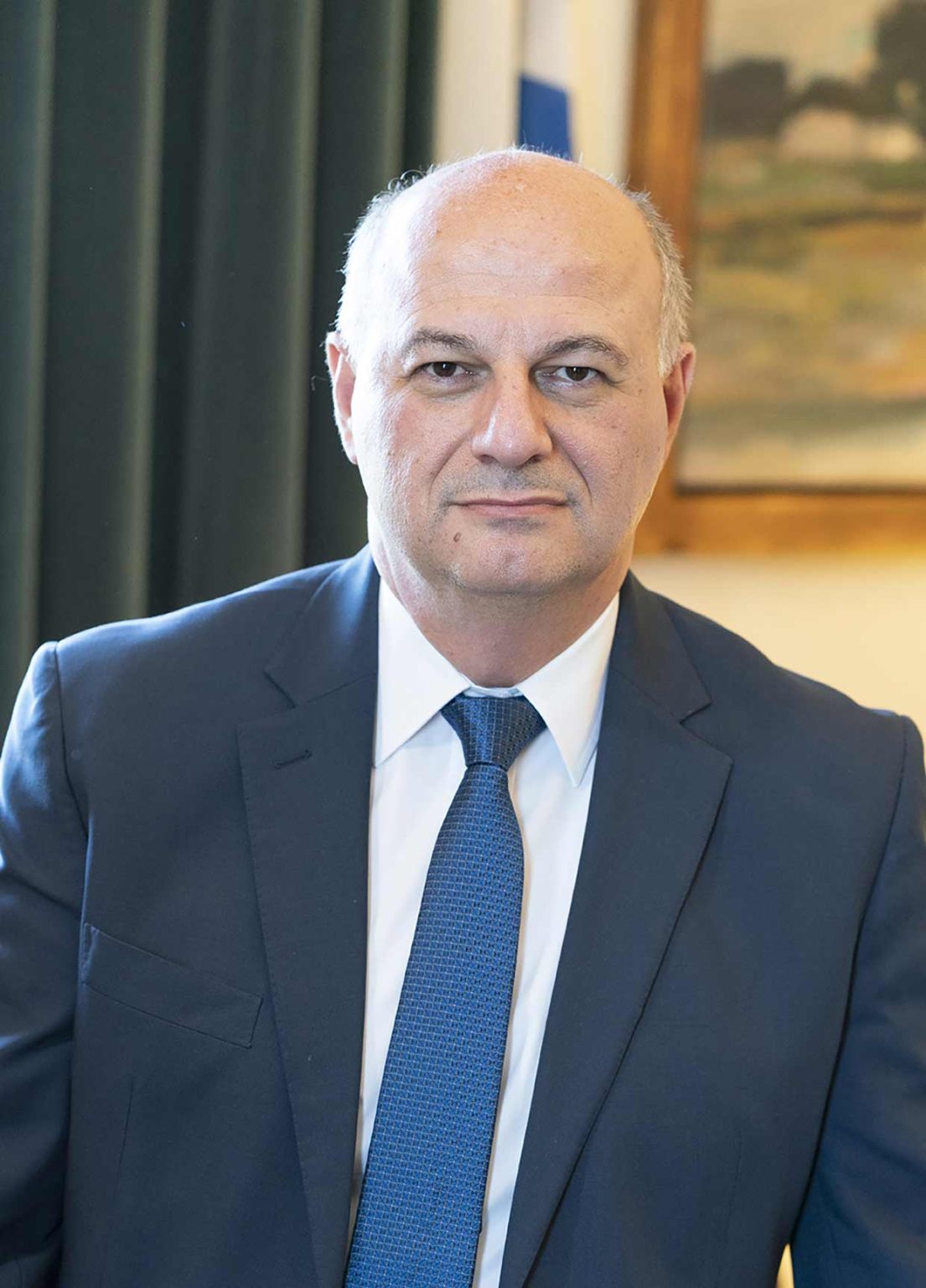 Βιογραφικό – Κώστας Τσιάρας – Υπουργός Αγροτικής Ανάπτυξης & Τροφίμων